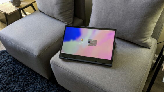 You can now enable Chrome OS 78’s lockscreen media control widget