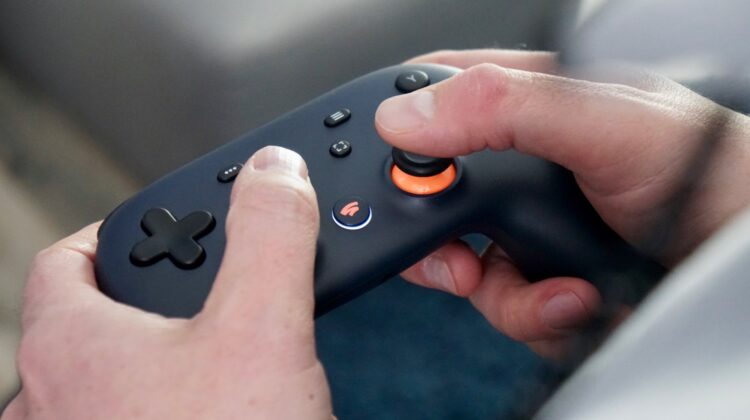 Some guy just ran Stadia on his smartwatch, because it was only a matter of time